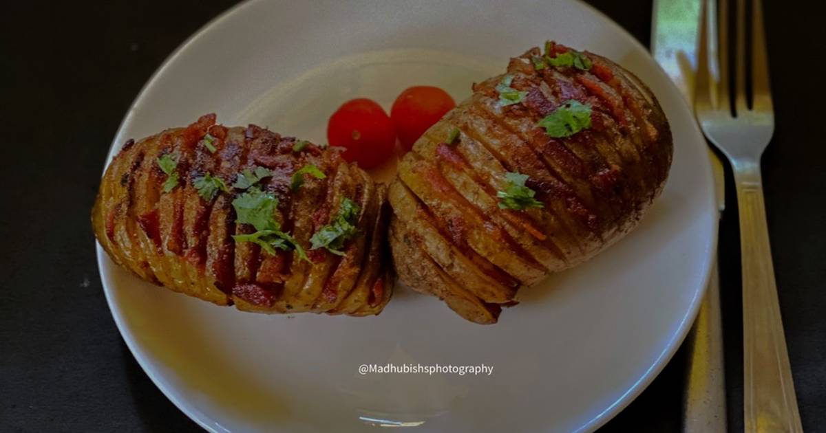 Hasselback Bacon Recipe by Madhumita Bishnu - Cookpad