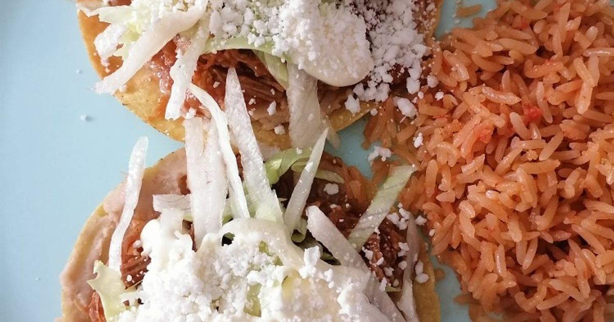 Beef Tinga Tostadas Recipe by Regina Hernandez - Cookpad