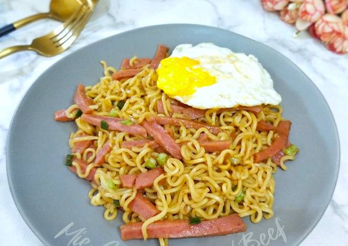 Resep Mie Goreng Smoked Beef oleh Bunda Ela - Cookpad