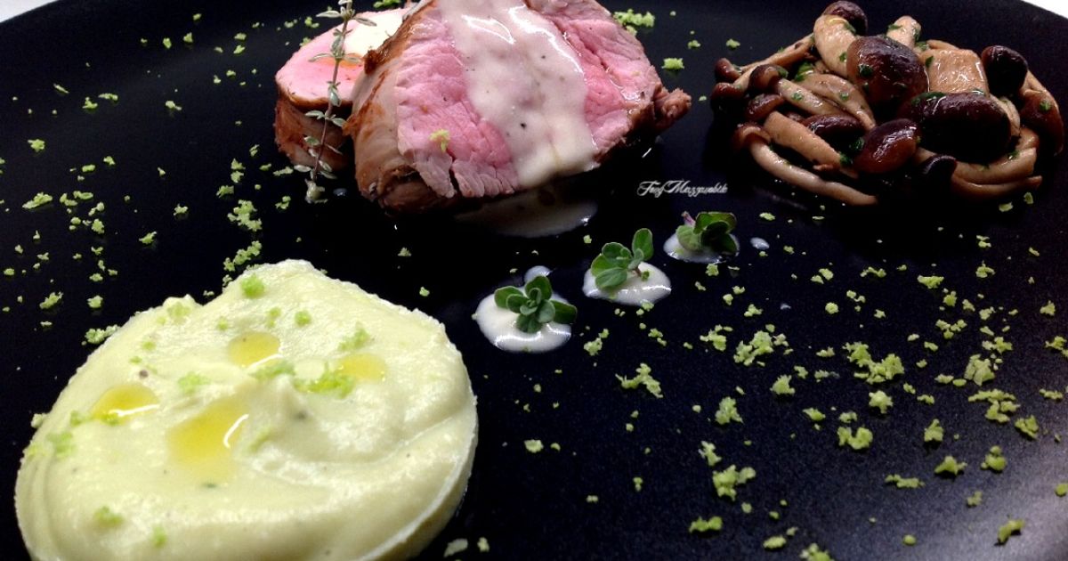 Ricetta Filetto Di Vitello Con Crema Di Gorgonzola E Purè Di Cavolo ...