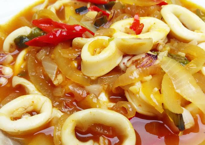 Resep Cumi saus padang oleh Vivie Anggreani - Cookpad