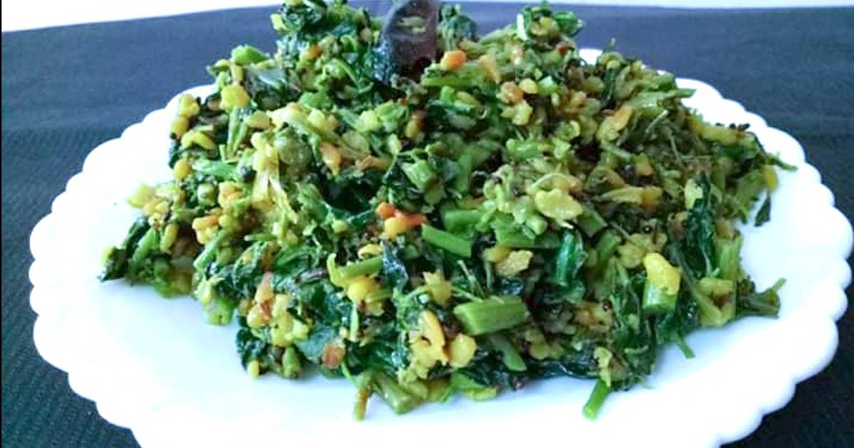Saaga Ghanta / saag with moon dal Recipe by Preeti Nanda - Cookpad