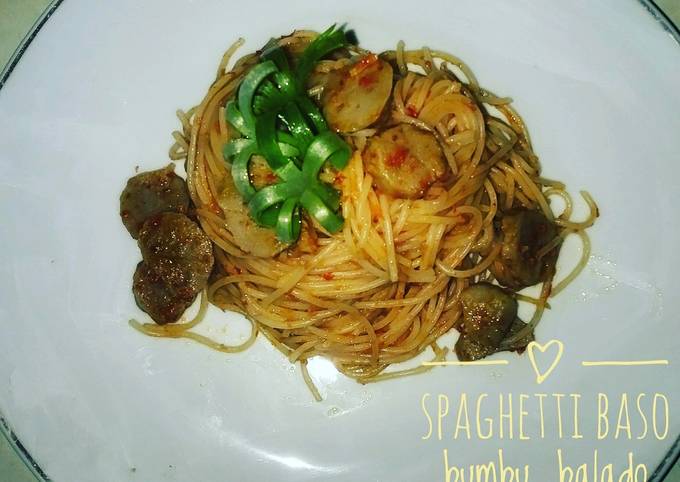 Resep Spaghetti baso bumbu balado oleh Aat Atikah - Cookpad