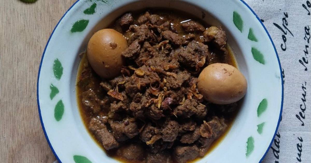 Resep Semur Daging Dan Telur oleh Meieka - Cookpad