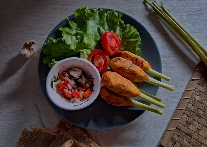 Resep Sate Lilit Khas Bali oleh shofisquenta - Cookpad