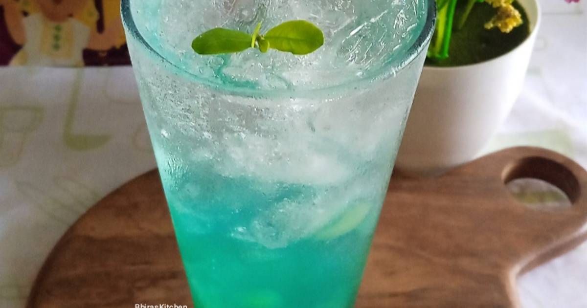 Resep Blue East Drink oleh Rika Erviana - Cookpad
