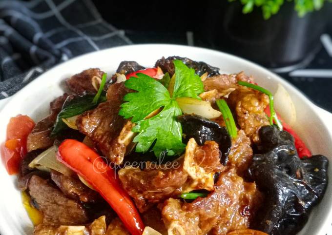 Resipi Lamb Shoulder Goreng Sos Tiram Cendawan Hitam oleh Q'leenalee's ...