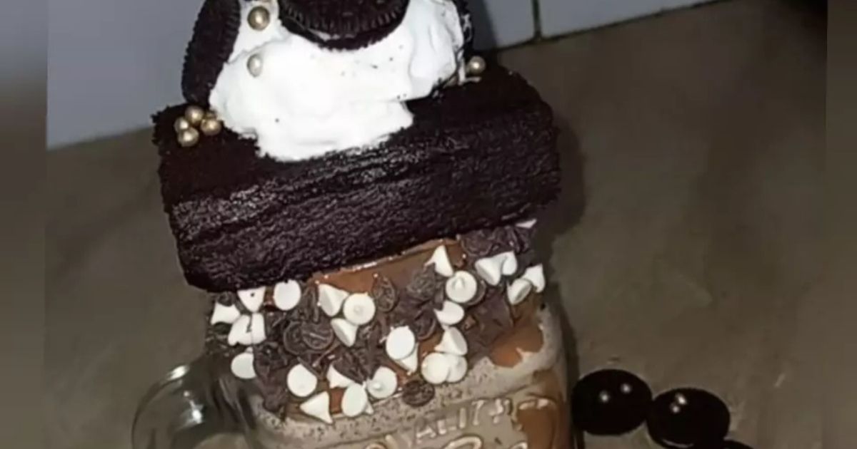 Oreo Monster Shake Recipe by Fatima's Cook Book - Cookpad