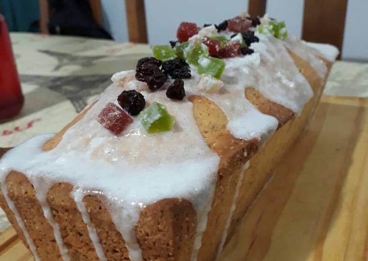 Budín con frutas abrillantadas Receta de Milagros Killer- Cookpad