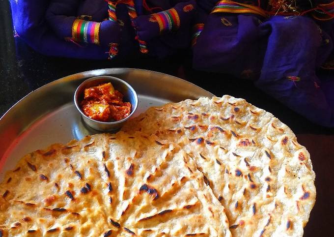 Rajasthani khoba roti Recipe by Suchitra S(Radhika S) - Cookpad