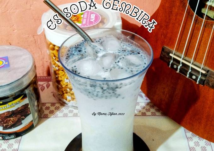 Resep Es Soda Gembira oleh Lanjarsih/Mama Fifian ( MasakanRumahan ...
