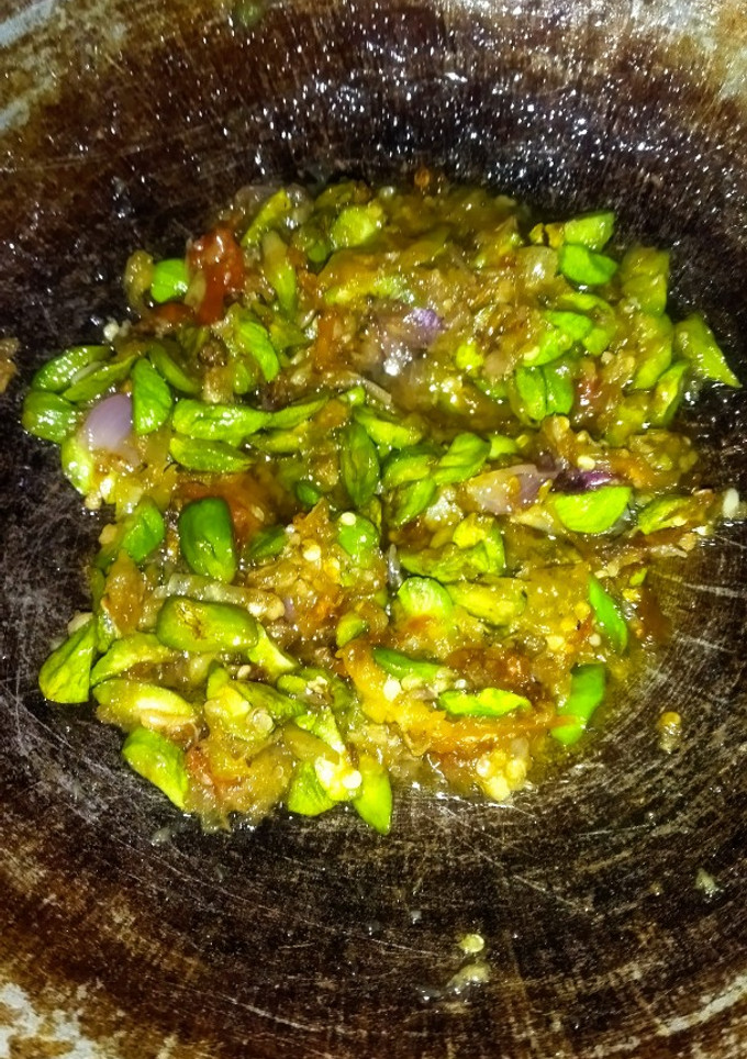 Resep Sambal Goreng Pete oleh Parika Susanty - Cookpad