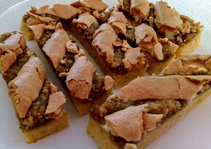 Csíkos linzer szelet | Zsuzsanna Pintérné Kertész receptje - Cookpad ...