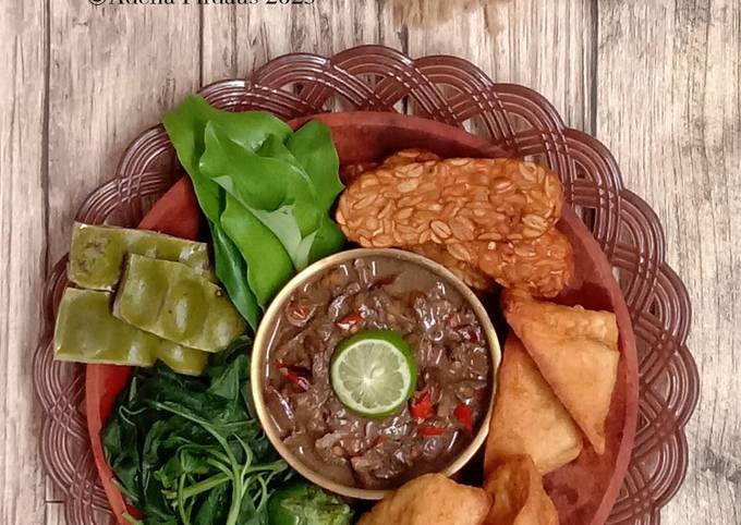 Resep Sambal Rusip Bangka (Tumis) oleh Adelia Firdaus - Cookpad