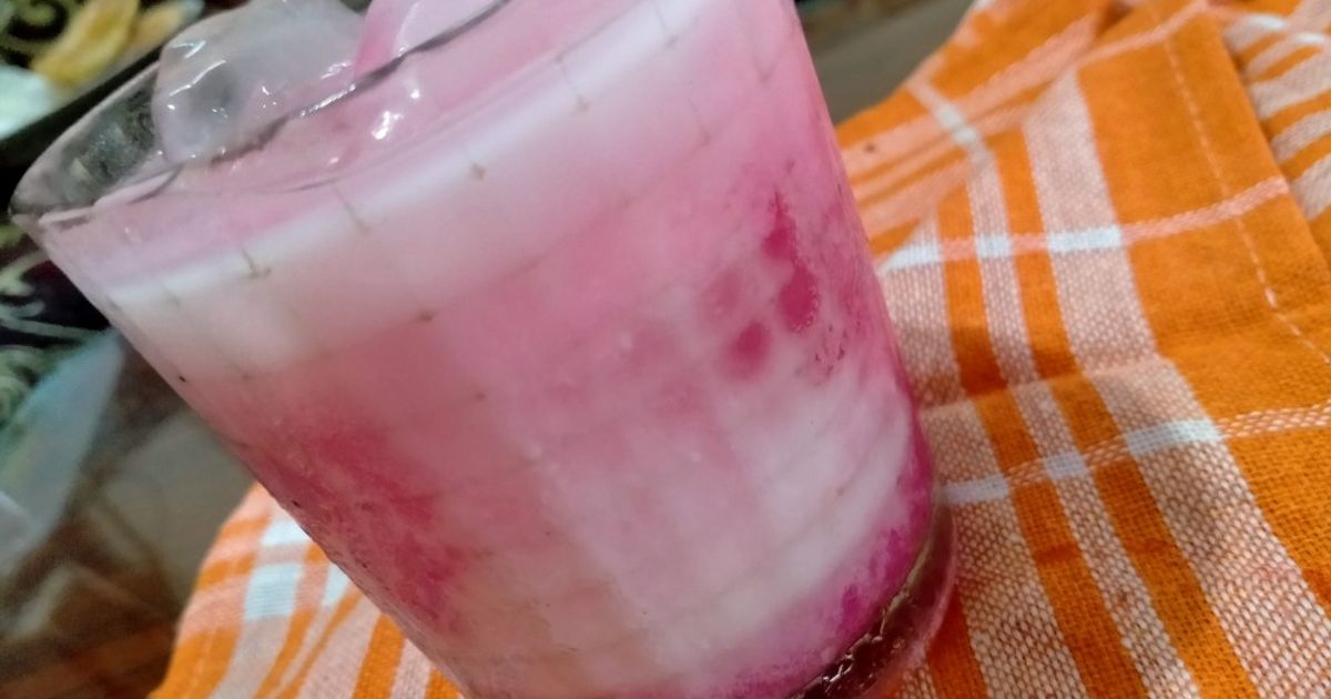 Resep 20. Es Merah Putih (Soda Gembira Kw) oleh Desi Ambarwati - Cookpad