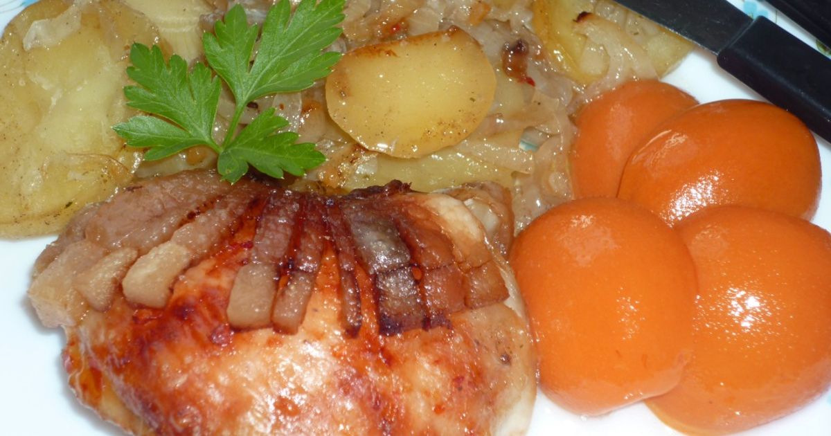 Sült Csirkecombok Tepsis Krumplival 2 | zsuzsa_05 receptje - Cookpad ...