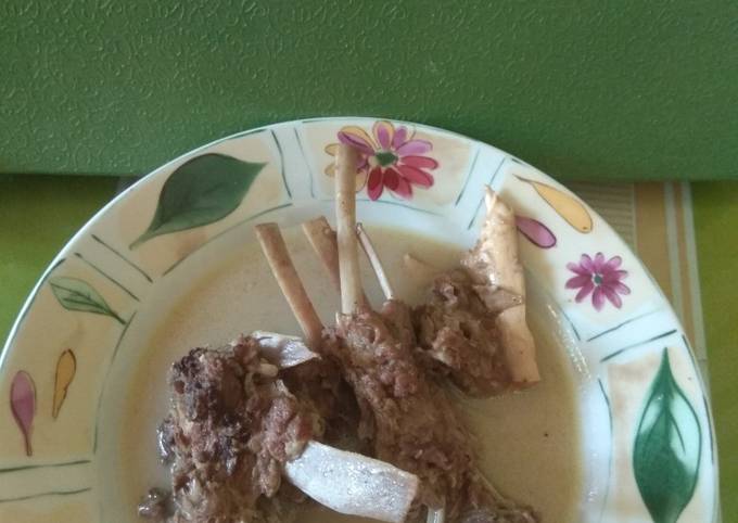 Resep Sop Iga Kuah Susu oleh Aini mama Tara-Regia-Nusa - Cookpad