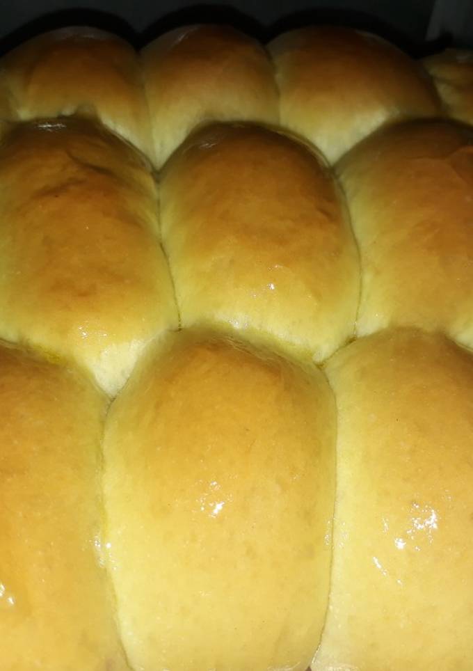 Resep Roti isi selai ala rumah oleh priyatin - Cookpad