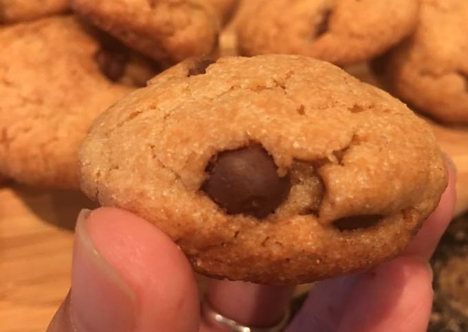Cookies de pepitos de chocolate Receta de myr- Cookpad