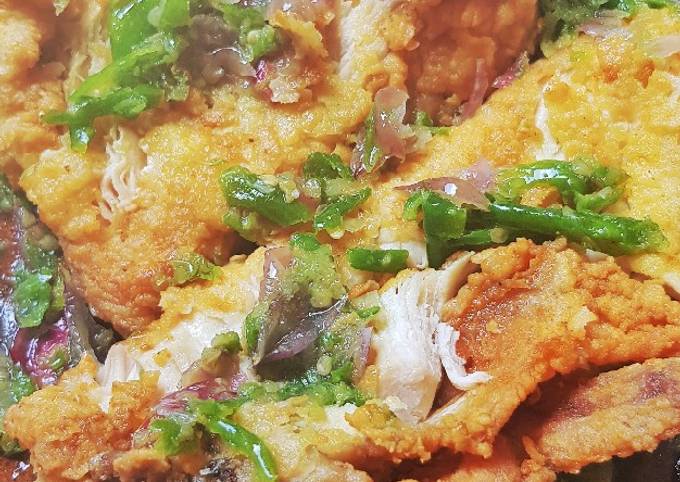 Resep Ayam geprek cabe ijo oleh husnul - Cookpad