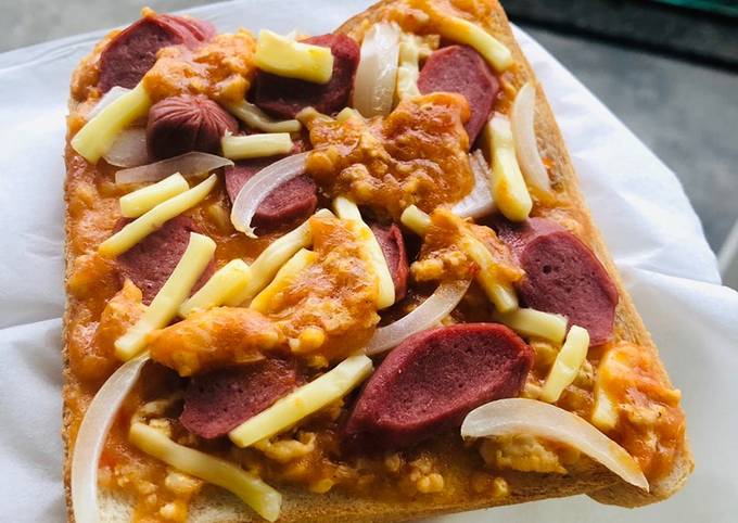 Resep Pizza Roti Simple oleh Siti Ana Hasanah - Cookpad