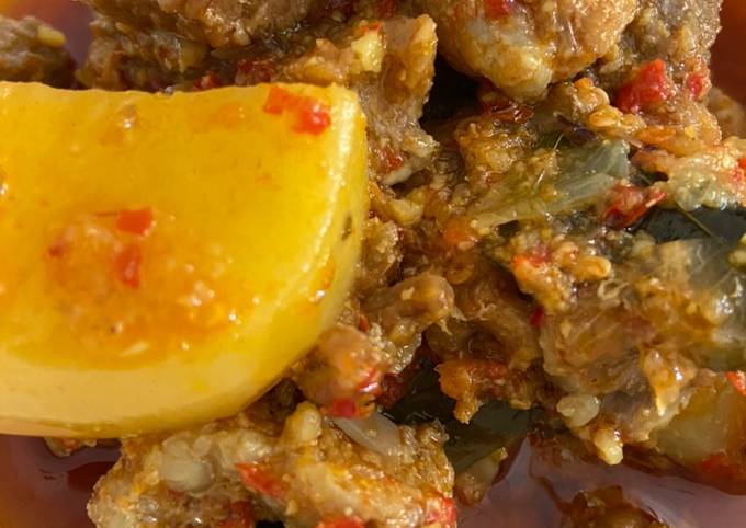Resep Asam padeh daging Padang (versi tumis) oleh Yulia Helsi - Cookpad