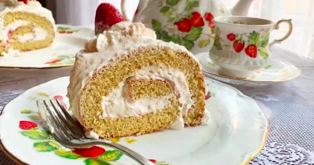 Einkorn Maple Roll Cake Recipe by Charlotte cooking - Cookpad
