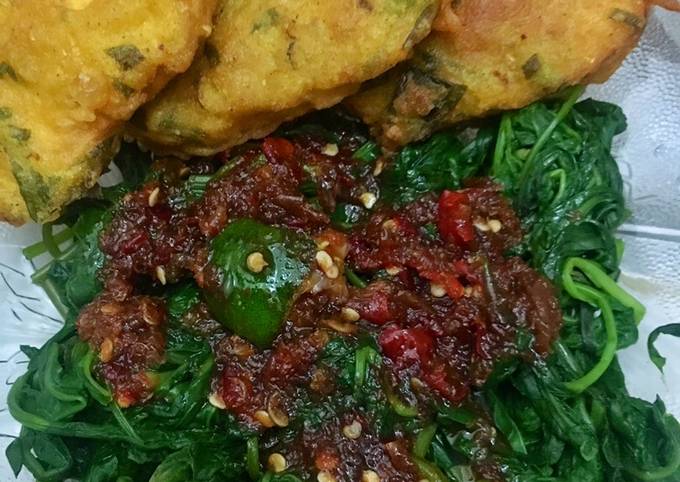 Resep Cemeding (plencing kangkung) oleh hilda amalia - Cookpad