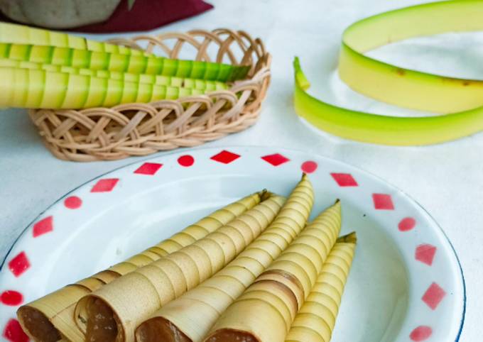 Resep Kue Clorot/ Celorot/ Cerorot oleh Ken - Cookpad