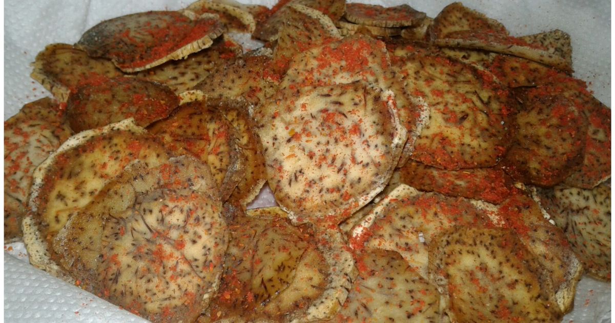 Chillie Fried Arrowroots Recipe by Valarie Muthoni - Cookpad