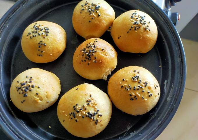 Choco Bun Recipe by Darshana Patel - Cookpad