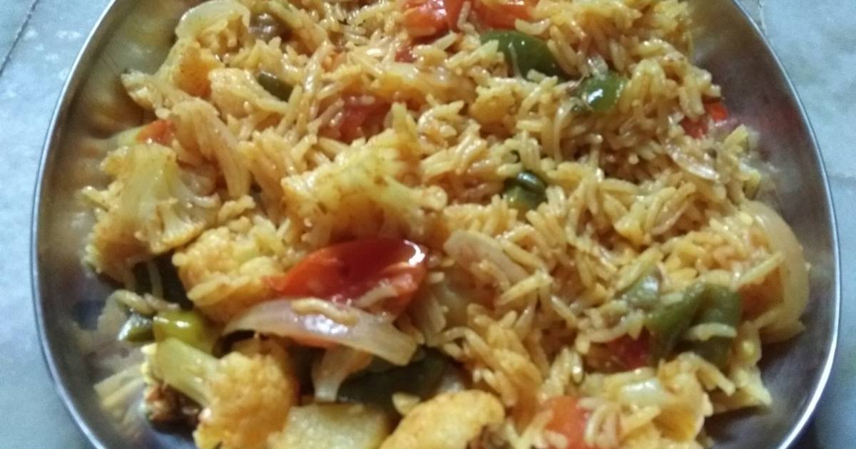 Vegetable rice one pot meal Recipe by SanJeeda Rehan Khan - Cookpad