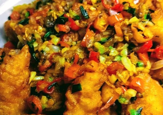 Resep Ayam Cabe Garam oleh MamaFano - Cookpad