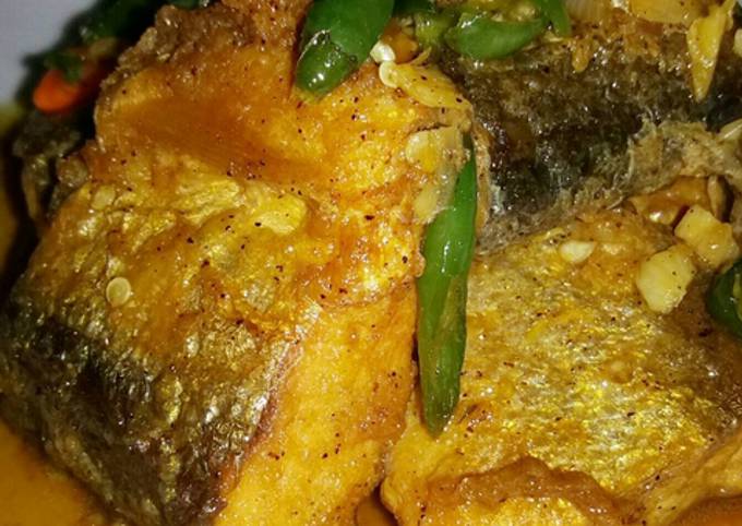 Resep Bandeng tumis lada hitam oleh aktrinurfaa - Cookpad