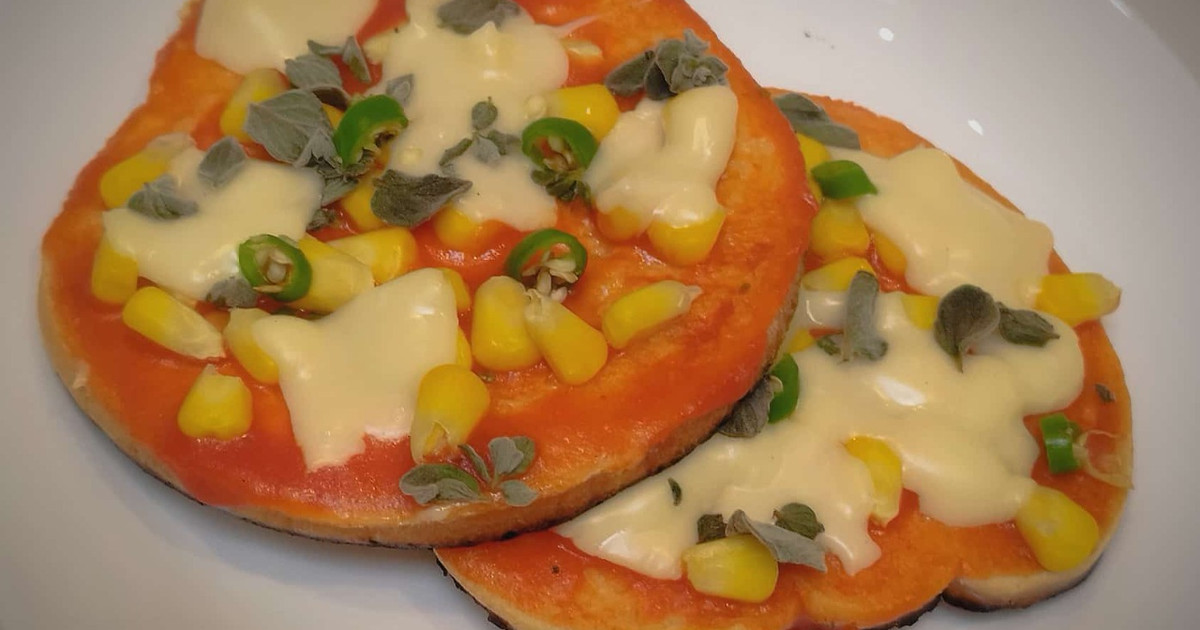Cheesy Corn Discs Recipe by Prasel - Cookpad