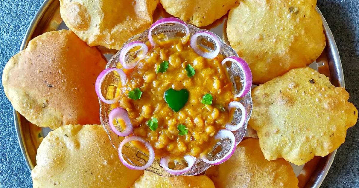 Masala Puri with Matar Recipe by Uzma Ahmad - Cookpad