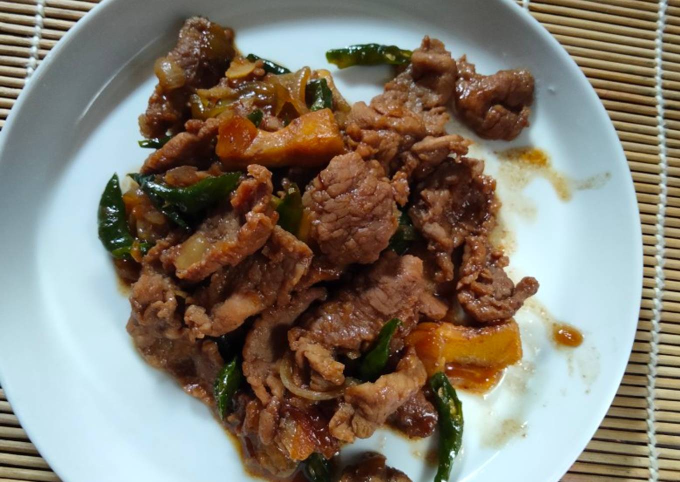 Langkah Mudah untuk Membuat Tumis Daging Sapi Lombok Ijo, Lezat Sekali ...