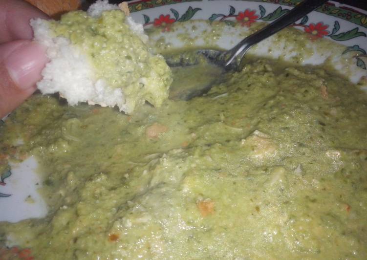 Mole verde con pollo Receta de minicocinera- Cookpad