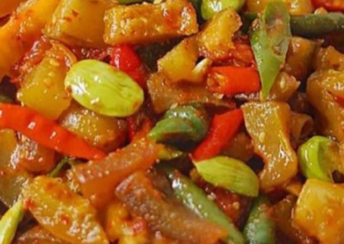 Resep Sambel goreng kikil hot oleh diyan Ayunita - Cookpad