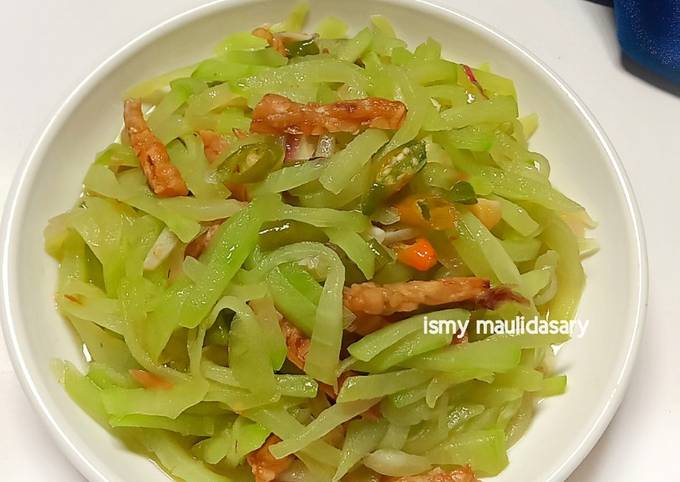 Resep Tumis Labu Siam Tempe oleh Ismy Maulidasary - Cookpad