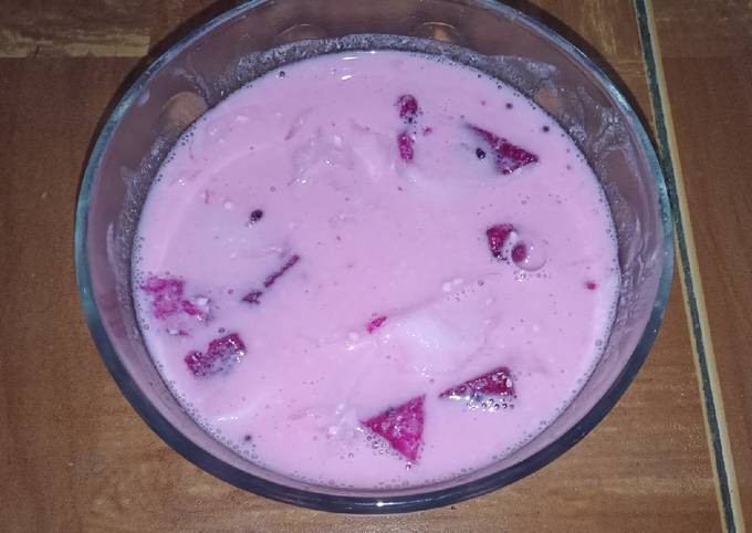 Resep Es Yoghurt Stroberi Naga Kelapa oleh Rika Shizemasuka - Cookpad