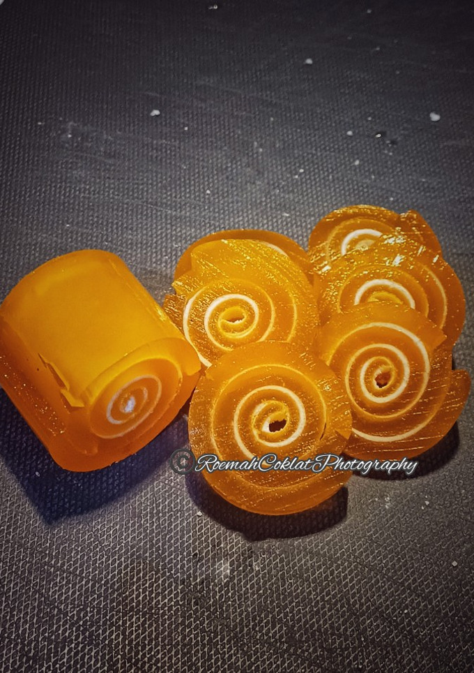 Resep Permen Jelly Roll Oranye | Permen Jelly Rasa Jeruk oleh Mamake ...