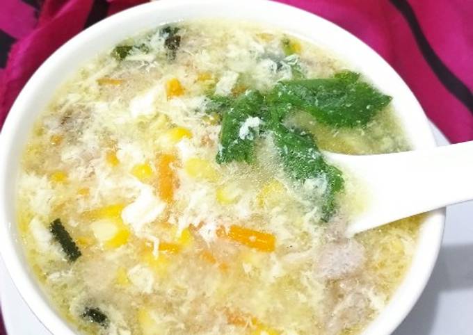 Resep Sup jagung telur wortel oleh monica purba - Cookpad