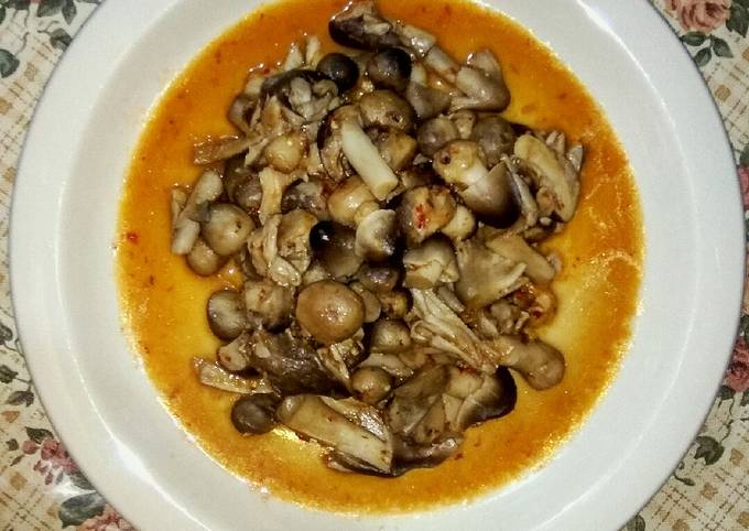 Resep Tumis Jamur Merang (kulat sawit) oleh Niar Kitchenette - Cookpad