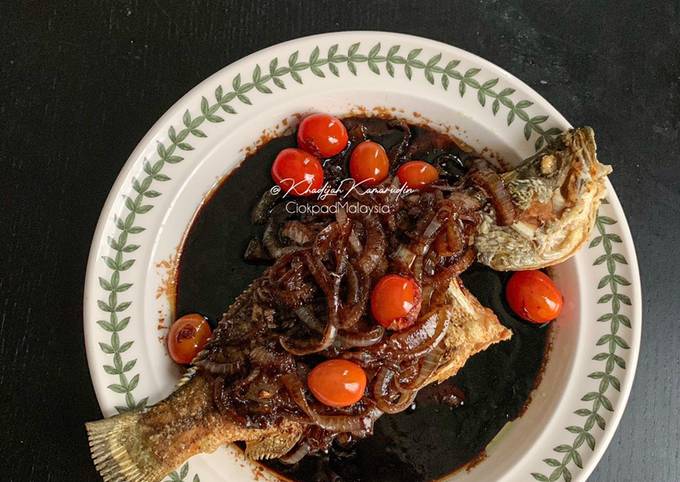 Resipi Siakap Goreng Kicap oleh @Dijah ️Kitchen - Cookpad