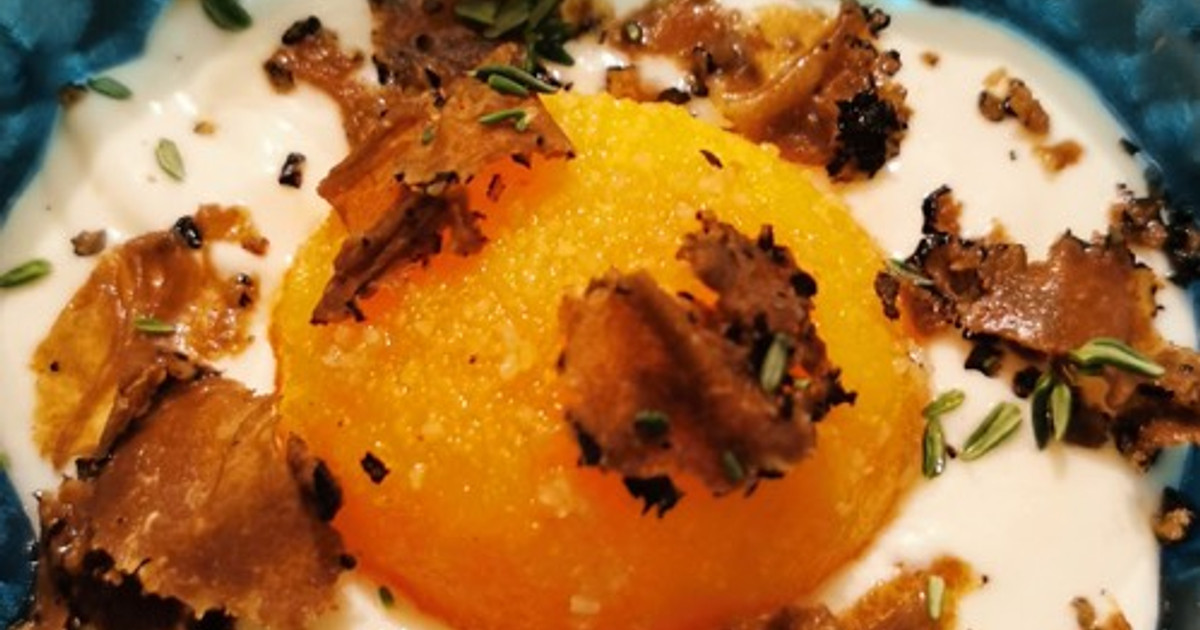 Ricetta Tuorlo Fritto Con Crema Di Parmigiano di Arianna - Cookpad