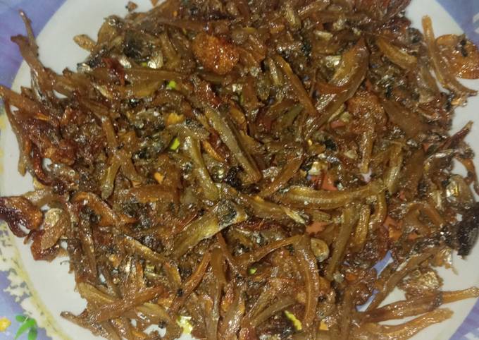 Resep Teri Goreng Kriuk Simple oleh Sinta Lestari - Cookpad