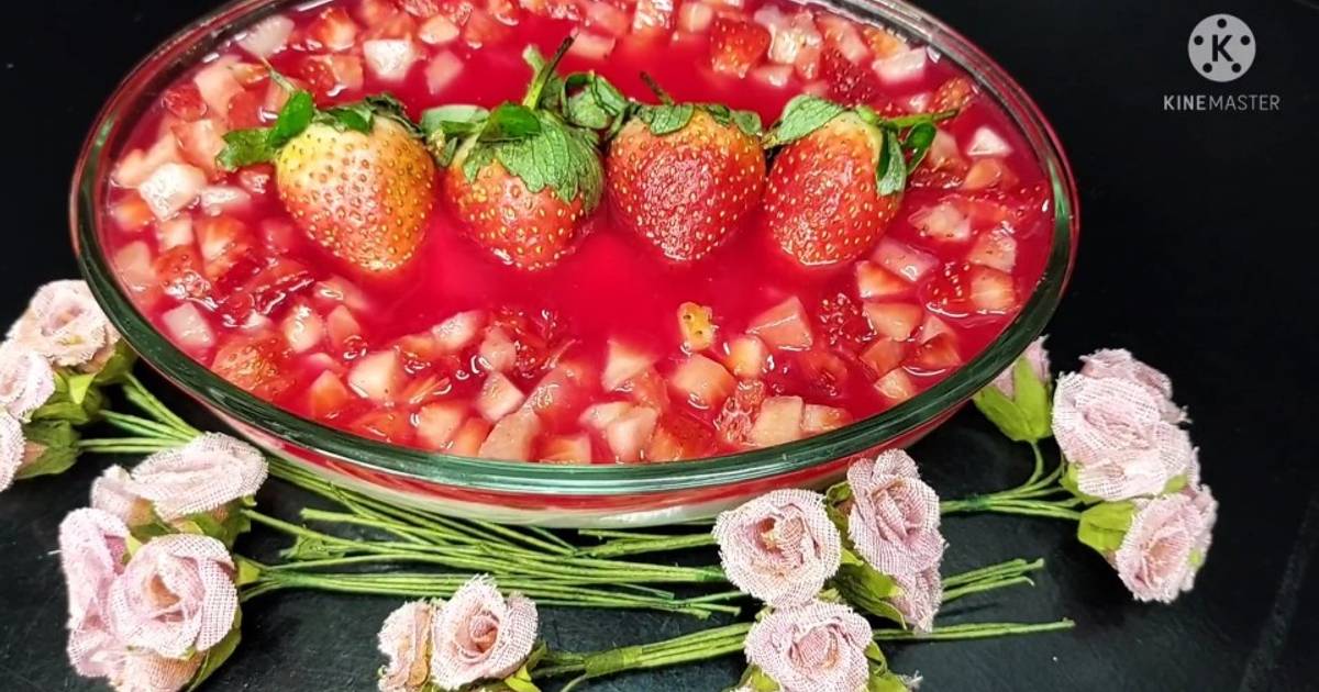 Strawberry mahalabia ||Arabic dessert || strawberry milk pudding Recipe ...