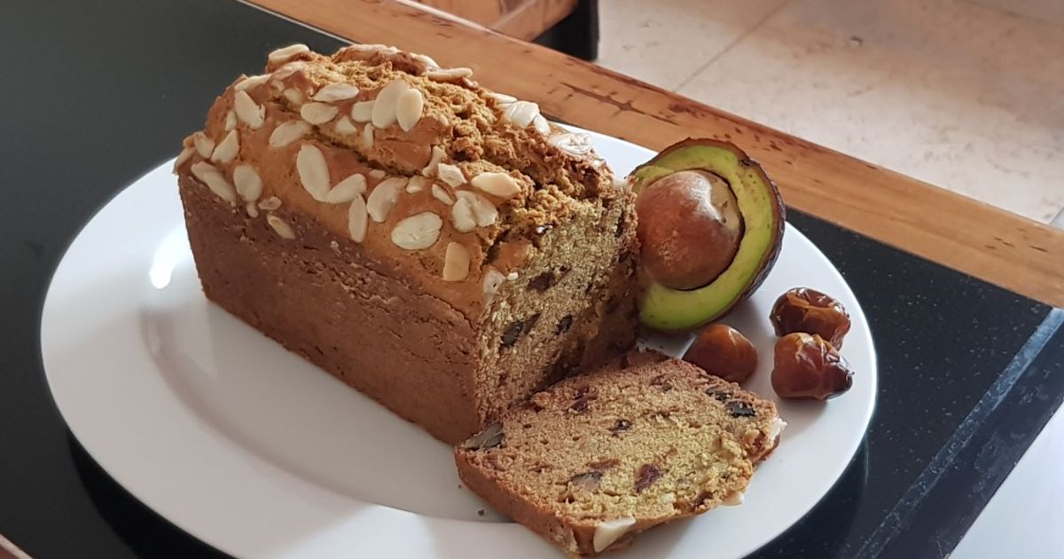Resep Avocado Cake / Cake Alpukat Dengan Kurma oleh Adi Wahono - Cookpad
