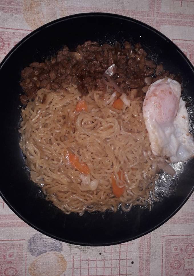 Resep Mie Goreng Daging Sapi dan Telor Mata Sapi oleh Saidatil Muhirah ...